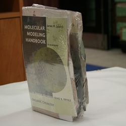 University of Guelph Bookstore - (SW) MOLECULAR ORGANIC MODEL KIT (2 ...